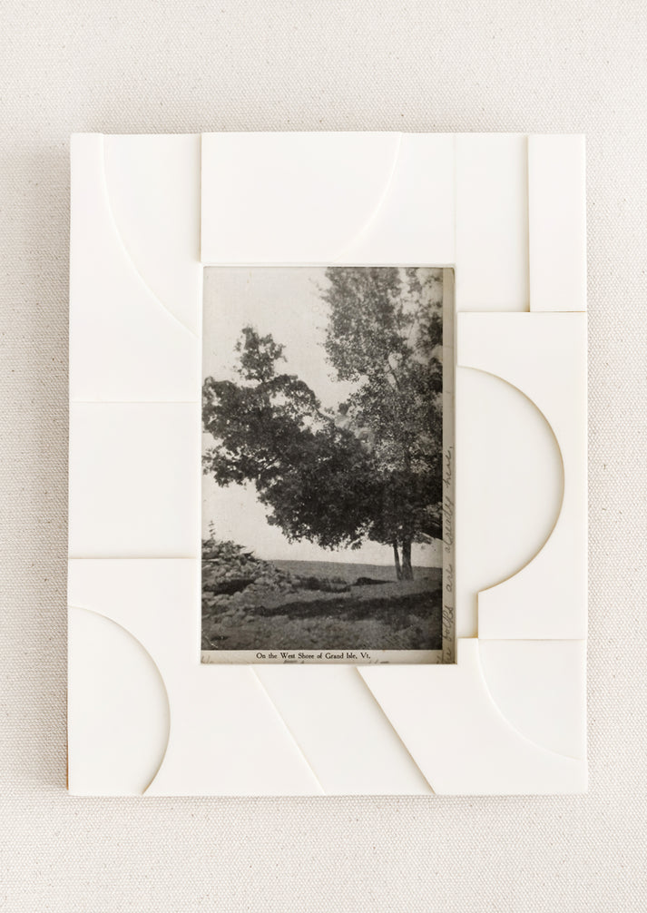 Architectural Shapes Picture Frame – LEIF