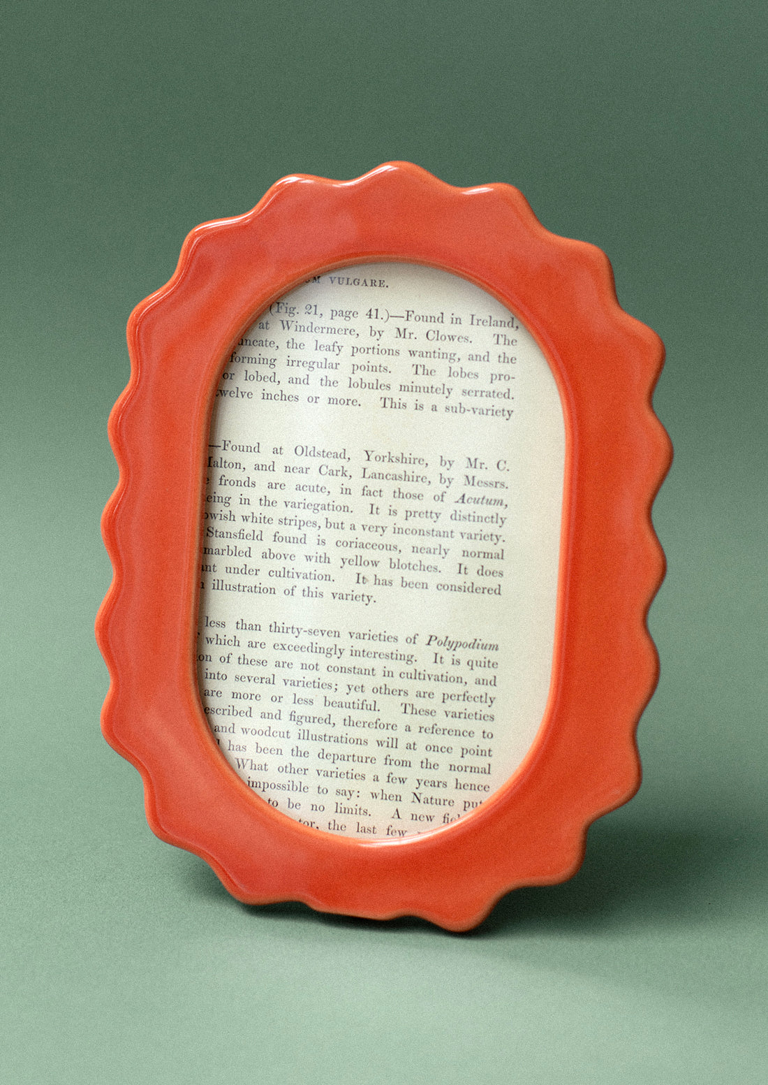Phoebe Ceramic Picture Frame | LEIF
