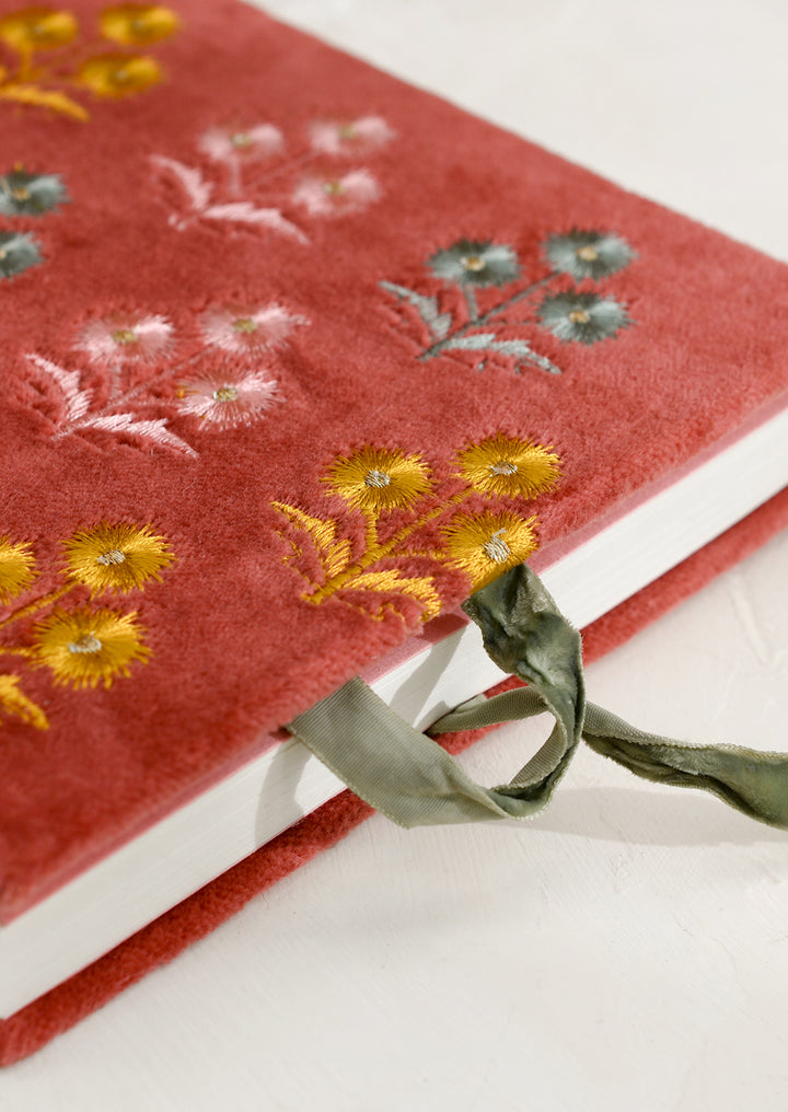 Notebooks & Desktop – LEIF