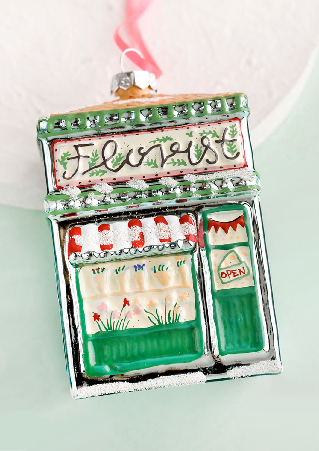 Holiday – LEIF