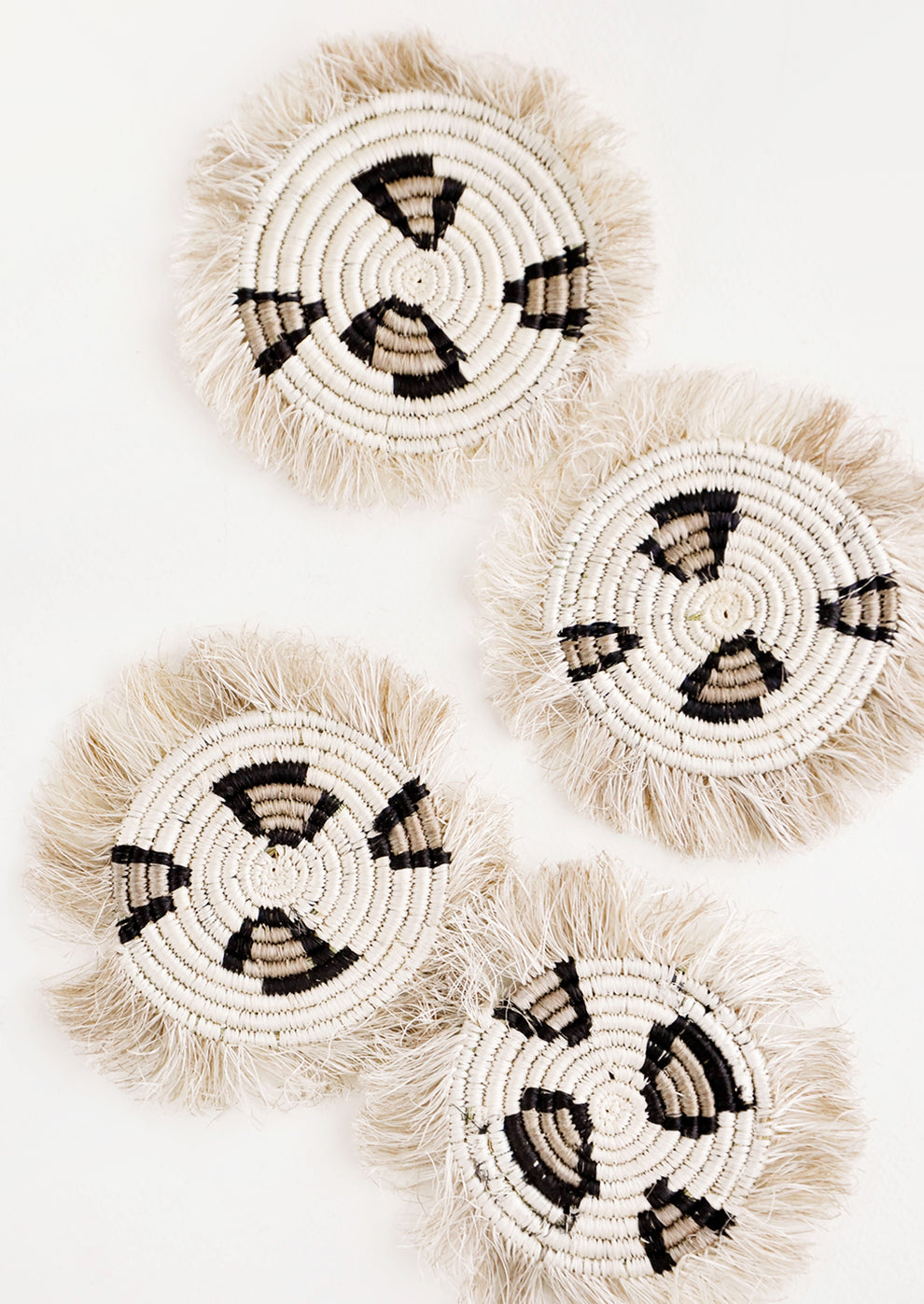 Fringed Raffia Coaster Set in Leopard – LEIF