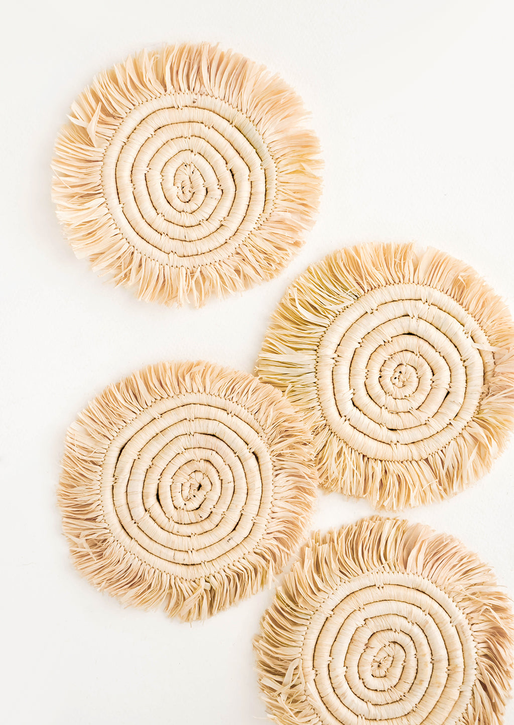 Fringed Raffia Coaster Set