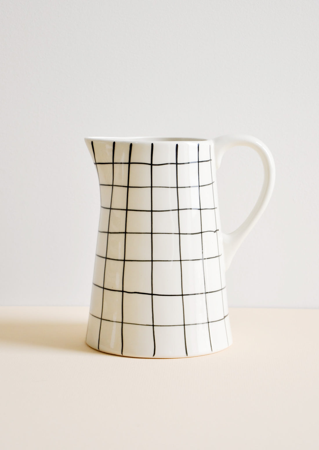 Grid Sketch Ceramic Pitcher – LEIF