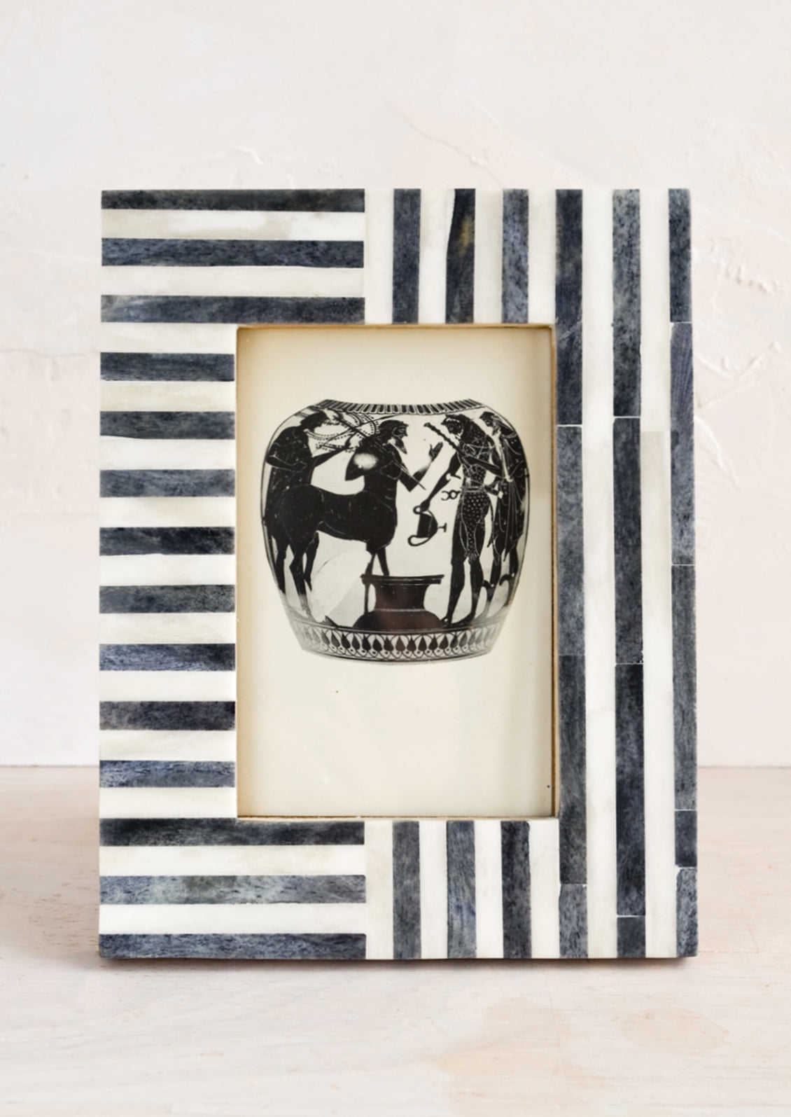 Labyrinth Picture Frame – LEIF