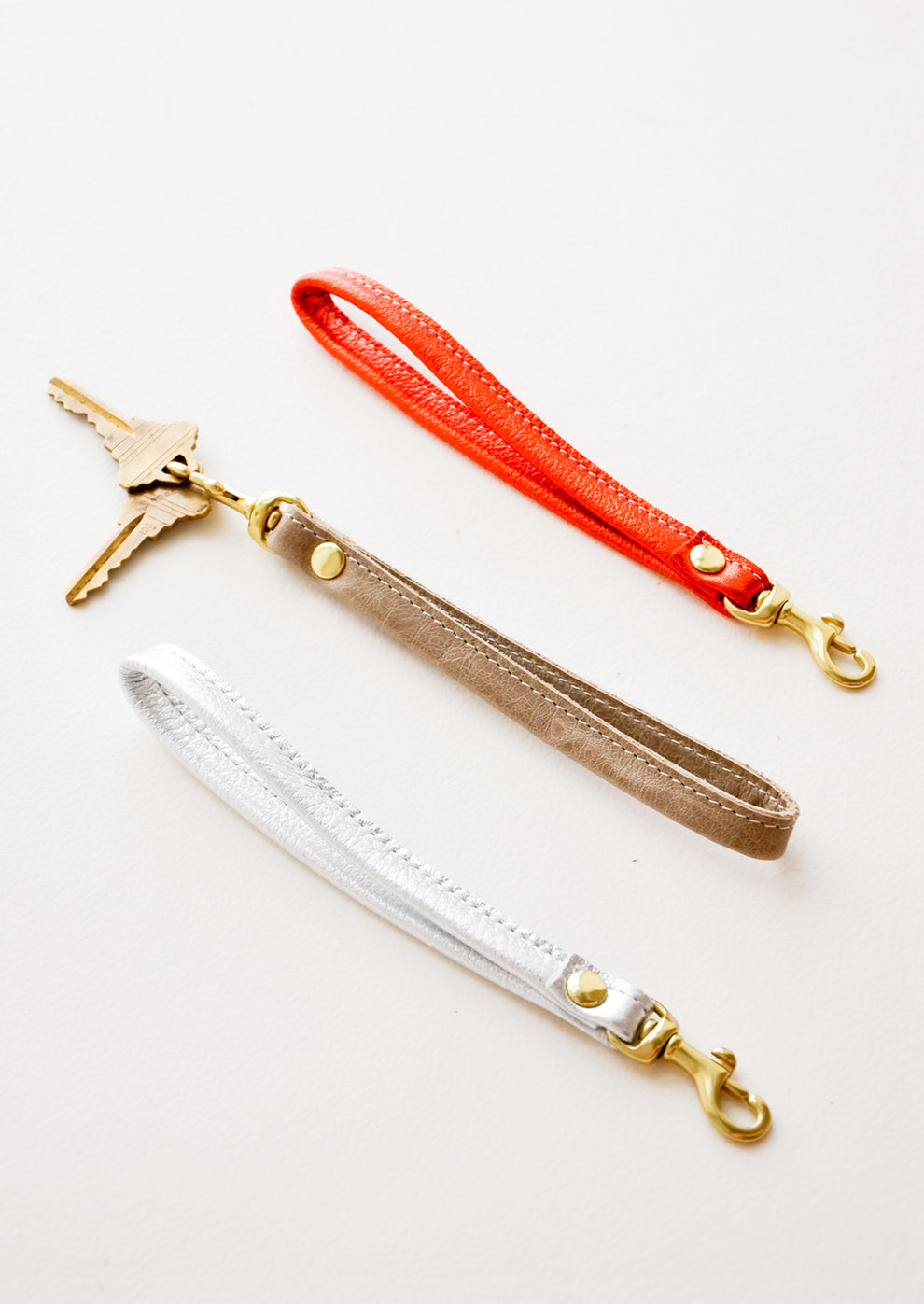 Leather Loop Keychain – LEIF