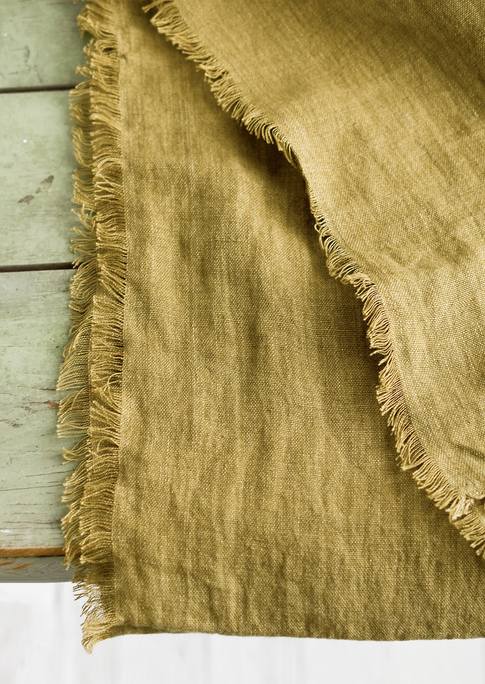 Frayed Edge Linen Table Runner – LEIF