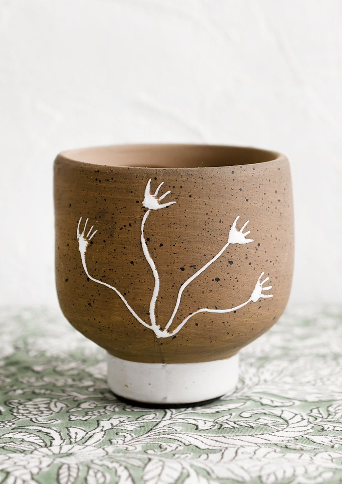 Seaweed Study Pot | LEIF